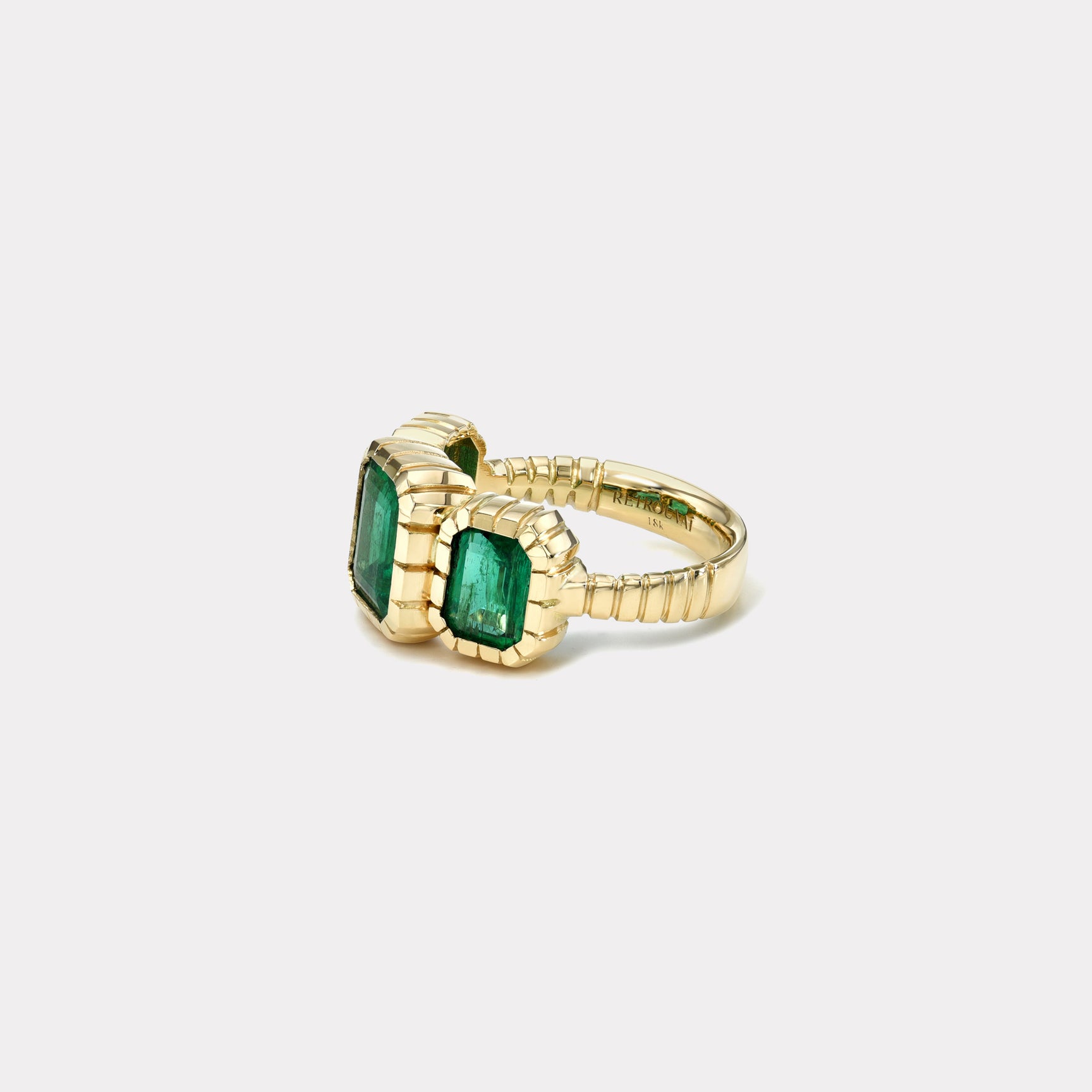 3.93ct Emerald Cut Emeralds 3 Stone Heirloom Bezel Ring – Retrouvai
