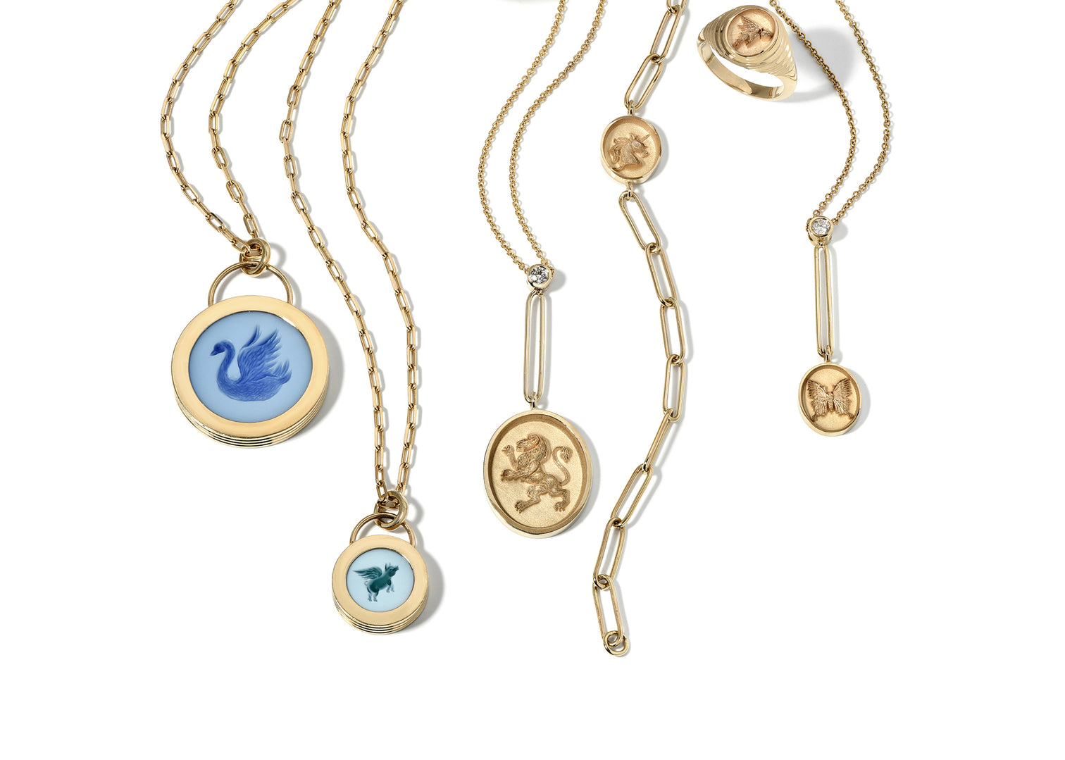 Signature Compass Pendant with Black Onyx and Emerald – Retrouvai