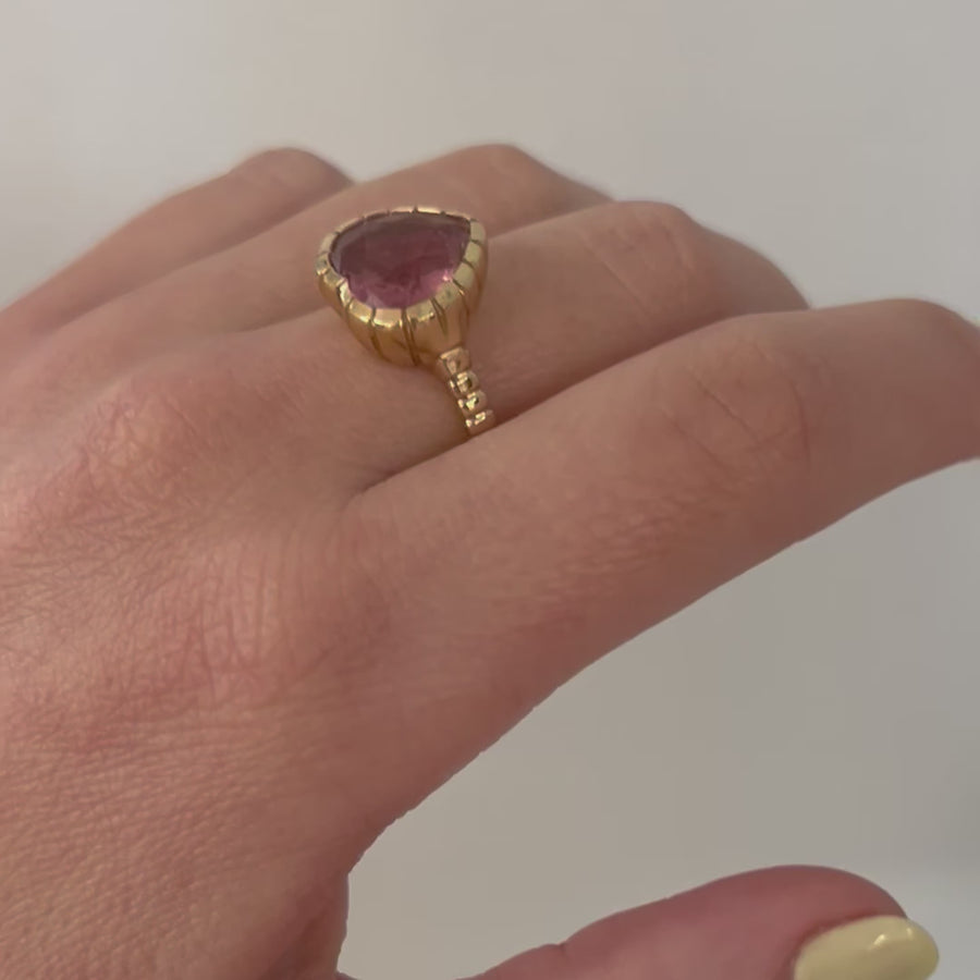 4.21ct Bubblegum Pink Tourmaline Heirloom Bezel Ring – Retrouvai