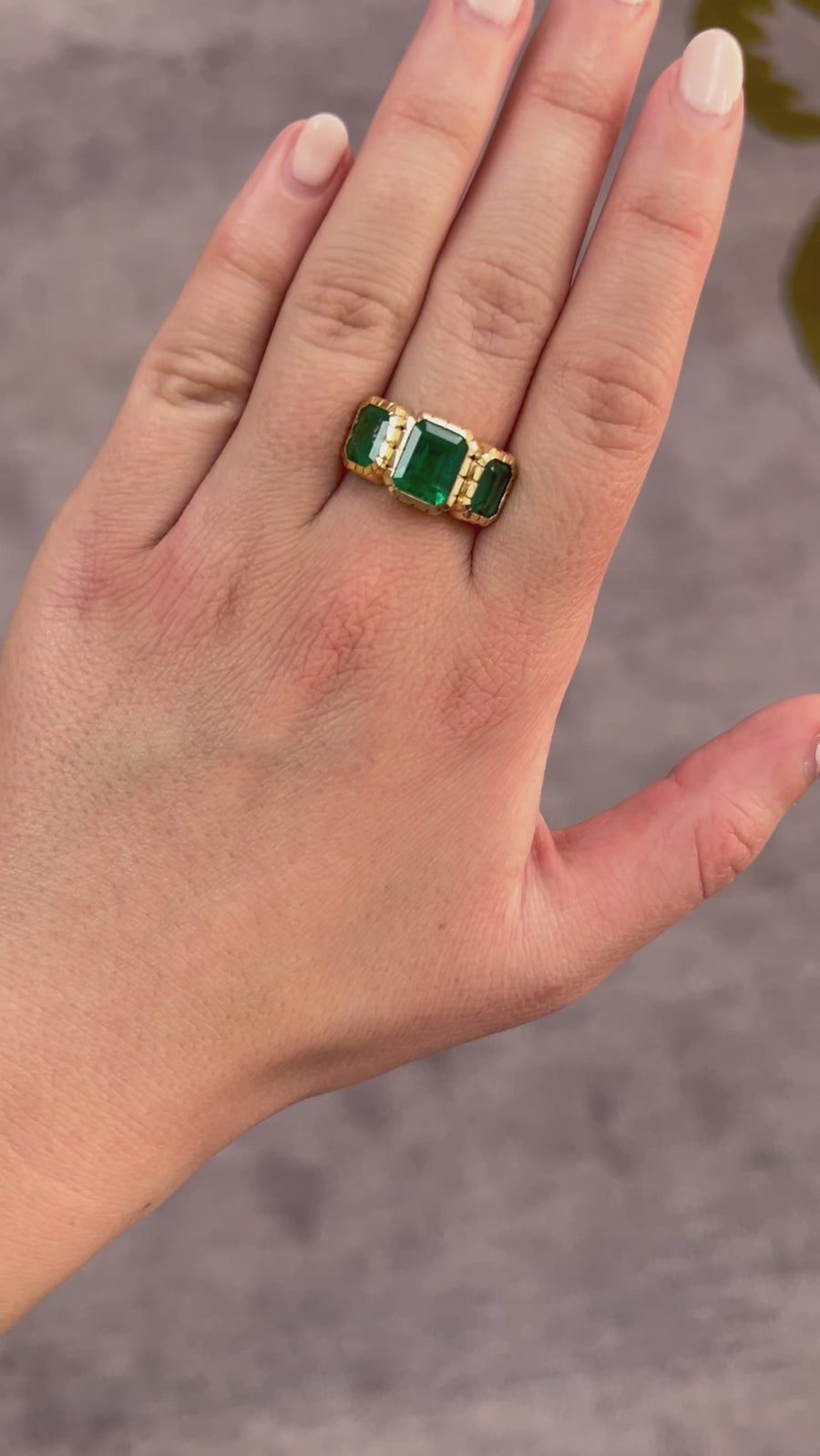 3.93ct Emerald Cut Emeralds 3 Stone Heirloom Bezel Ring – Retrouvai