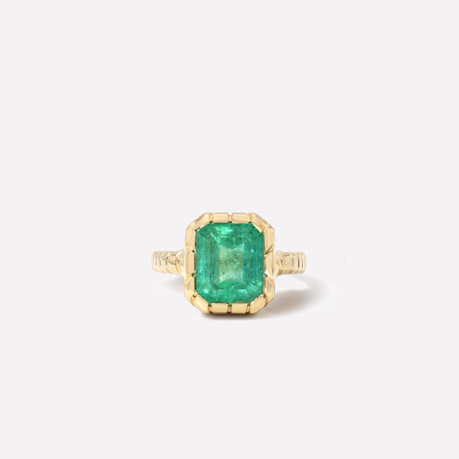 Heirloom Bezel Emerald Ring – Retrouvai